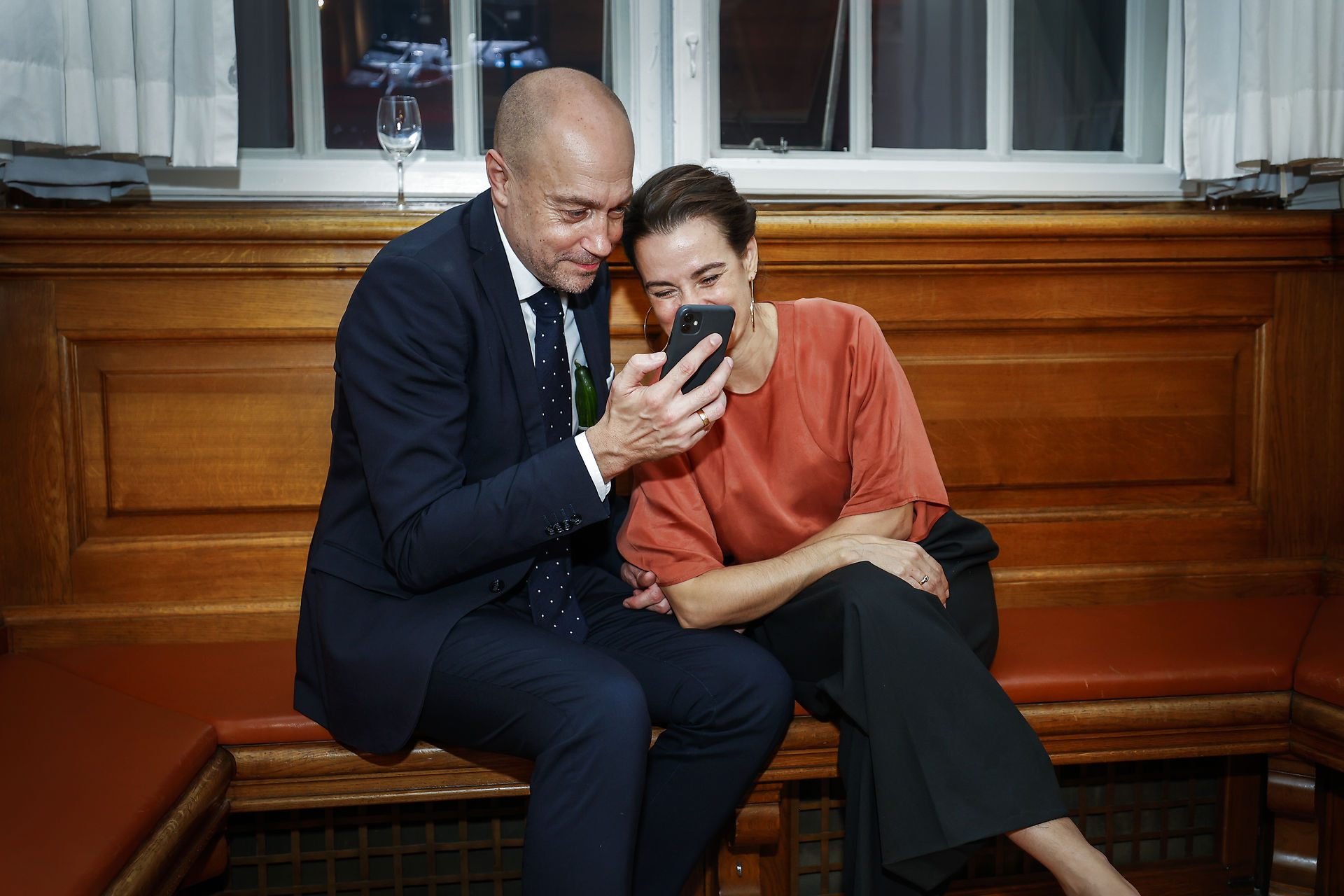 Ultra Nyt skyld i forsidefoto af Magnus Heunicke med agurk i ...