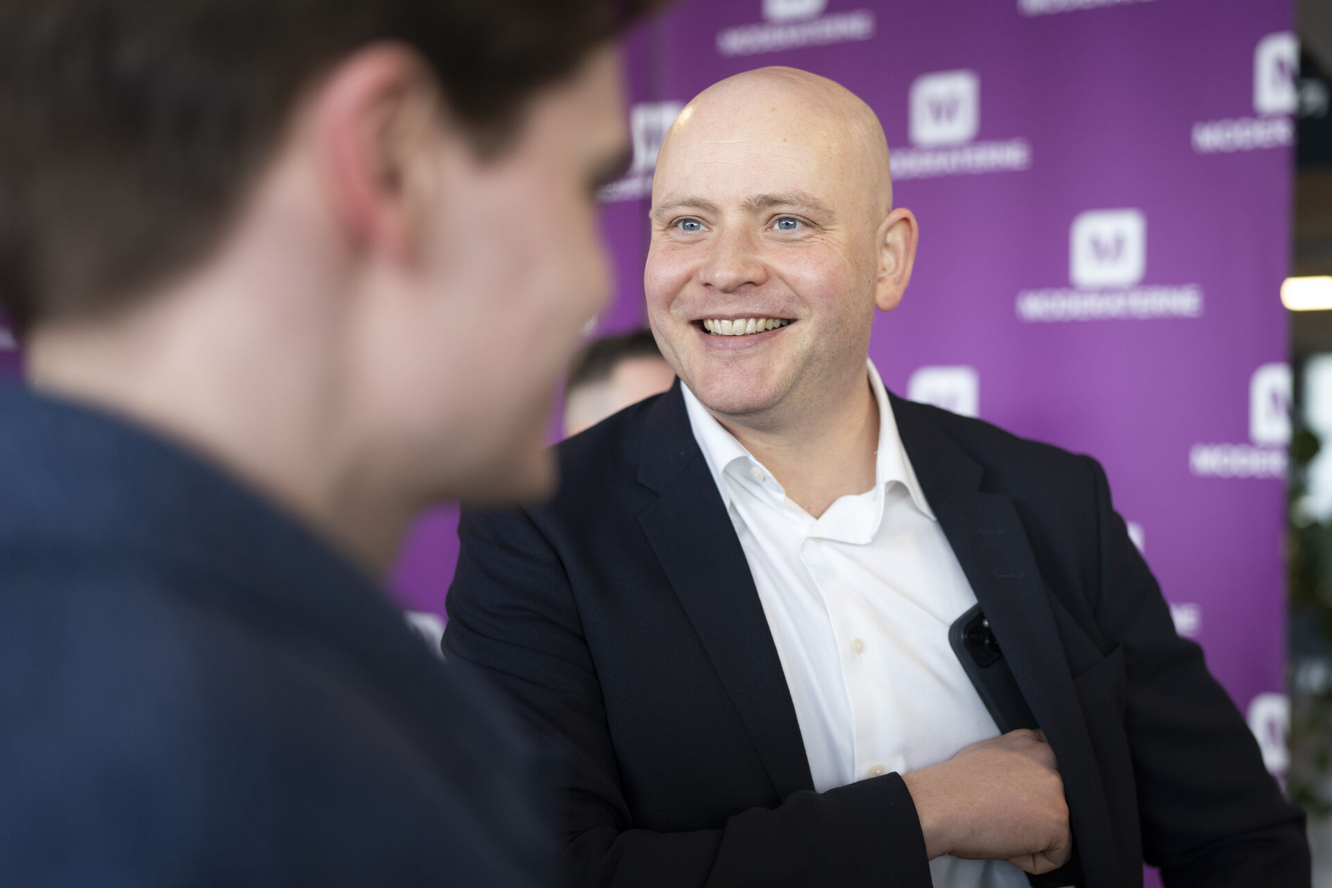 Kulturminister vil holde øje med DR efter Jotam Confino-afgørelse ...